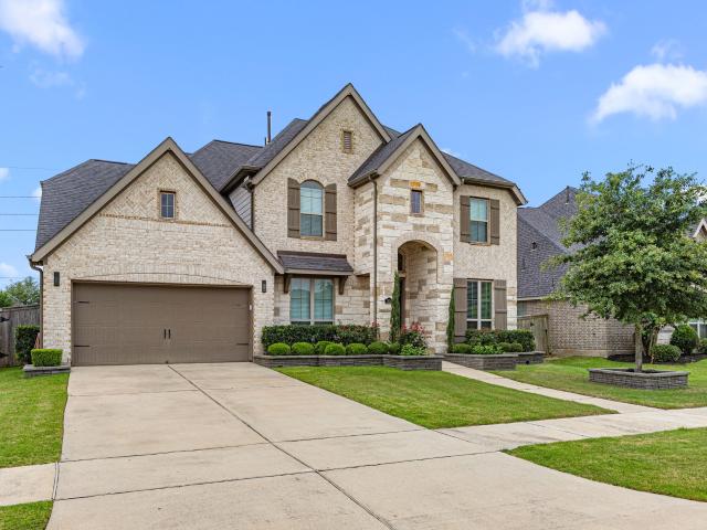 1818 Lottie Moore Loop