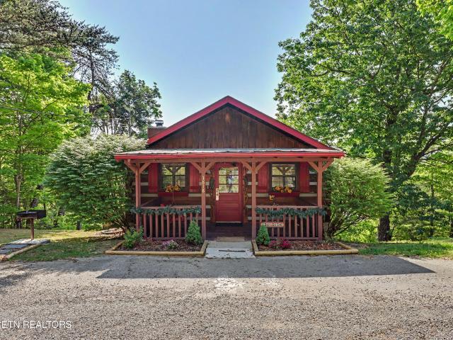 1818 Ridgecrest Drive