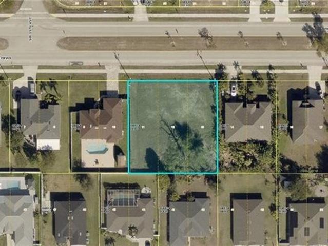 1818 SW Trafalgar Pkwy Lot 11, Cape Coral, FL 33991