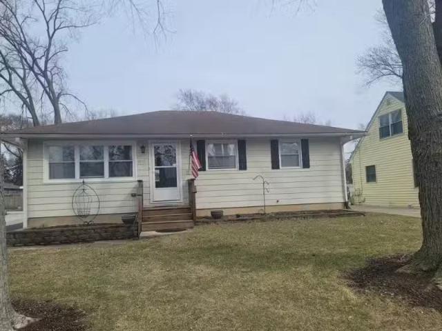 1818 S 4th Place, Saint Charles, IL 60174