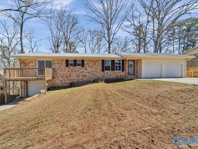 1818 Teakwood Dr SE, Cullman, AL 35055