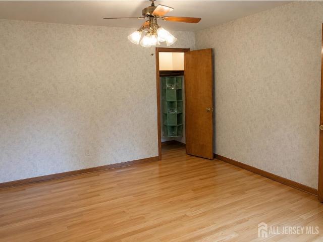 1818 W 4th Street W