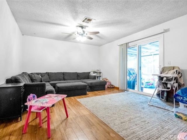 1818 W Buena Vista