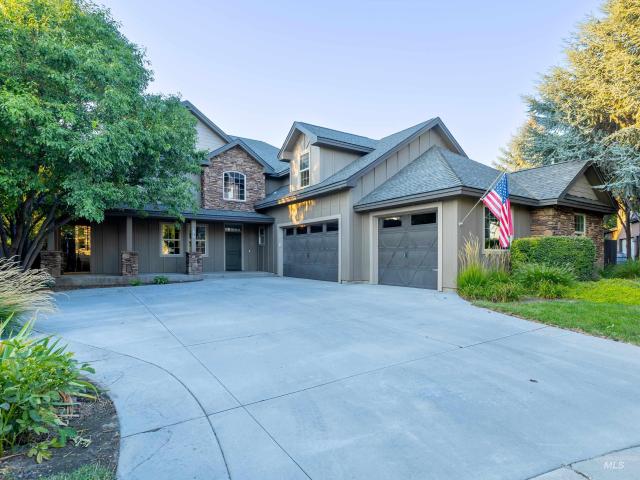 1818 W Silver Creek Court