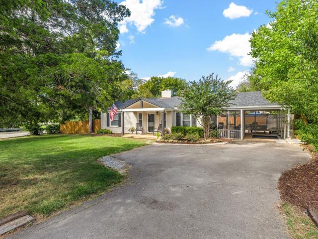 1818 Warfield Dr