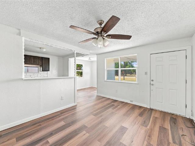 1818 Willis Lane