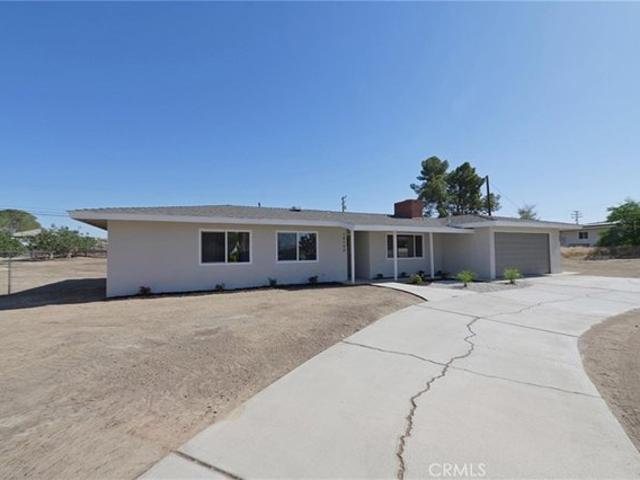 18190 Hiawatha Rd, Apple Valley, CA 92307