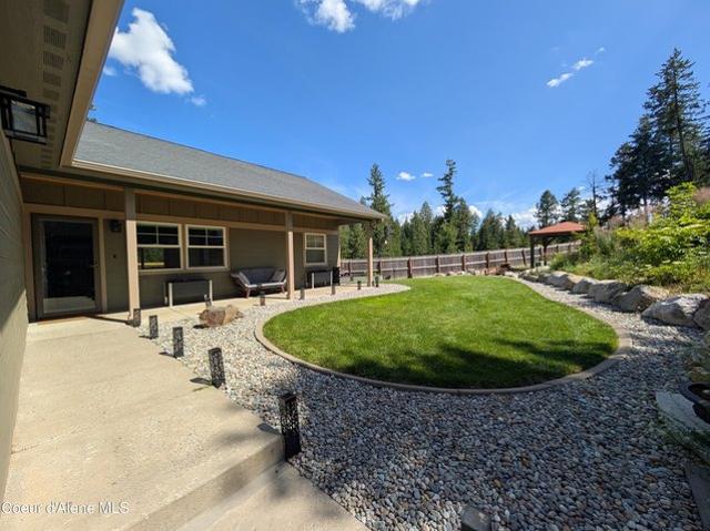 18192 W Spuler Ln, Hauser, ID 83854