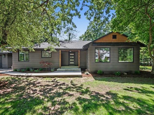 18195 th Ave, Spring Lake, MI 49456