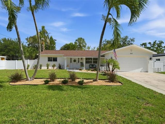 1819 Maryland Ave NE, Saint Petersburg, FL 33703