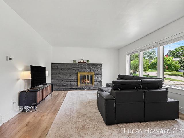1819 Menominee Drive