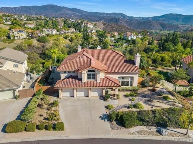 1819 Monarch Ridge Cir, El Cajon, CA 92019