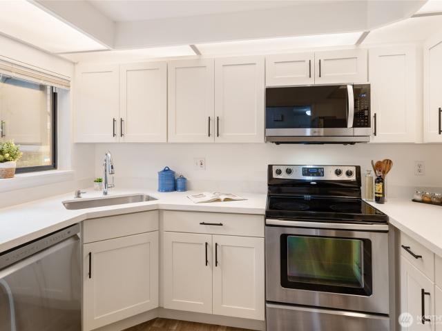 1819 N 107th Street # 103