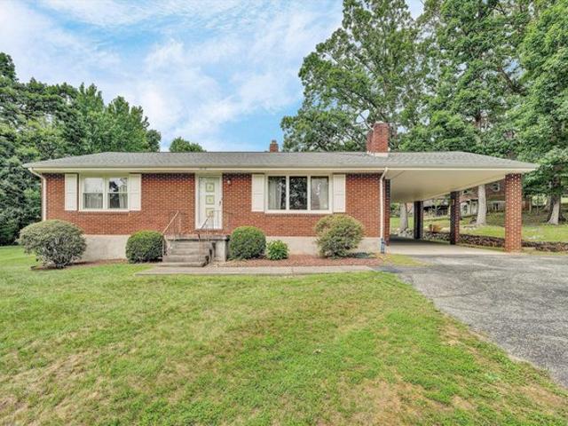 1819 North Rd, Salem, VA 24153