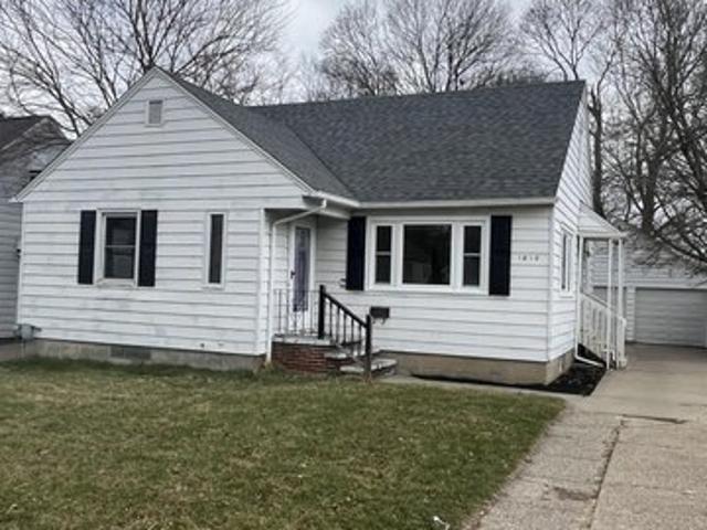 1819 Alpha St, Lansing, MI 48910