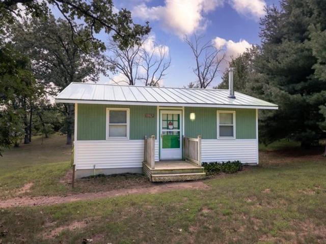 1819 Castlewood Rd, Friendship, WI 53934