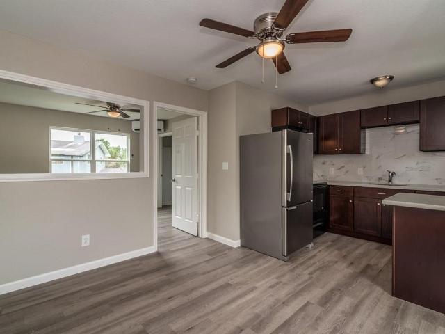 1819 Cove Park Dr, Unit 6, League City, TX 77565 | MLS #37307 | Compass