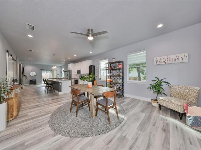 1819 E Eskimo Ave, Tampa, FL 33604 | MLS #TB8451 | Compass