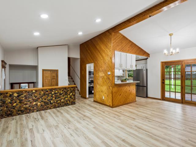 1819 Elmwood Drive