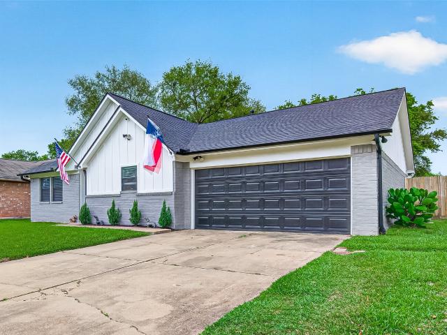 1819 Landmark Drive