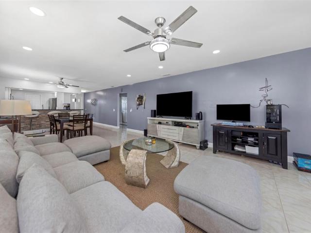 1819 Shore Dr S, Unit 318, South Pasadena, FL 33707 | MLS #TB8489