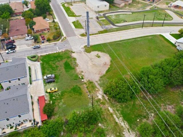 1819 Silver Oaks