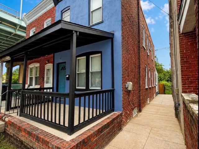 1819 W 6Th Street