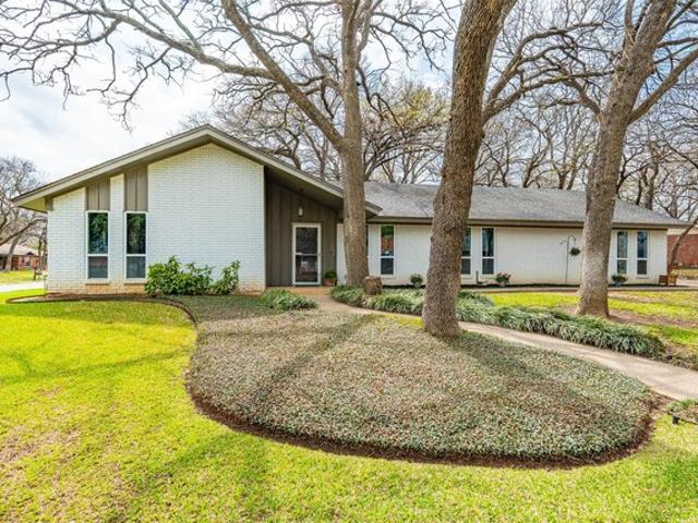 1819 W Cedar Elm Dr, Arlington, TX 76012