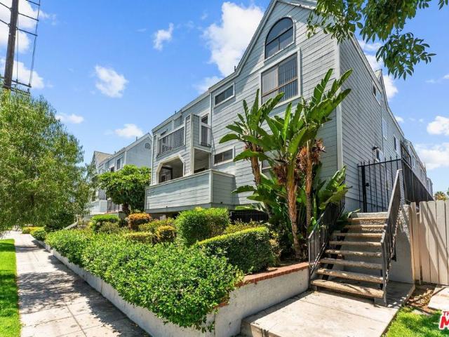 1819 W Alameda Avenue