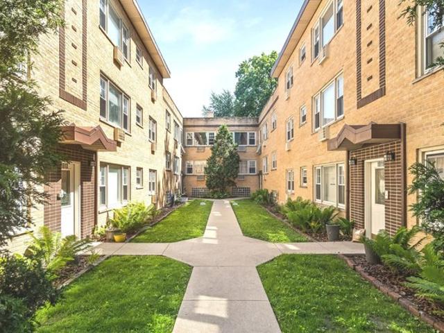 1819 W Touhy Ave Apt 6, Chicago, IL 60626