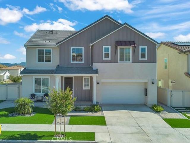 18100 Tableau Way, Santa Clarita, CA 91350