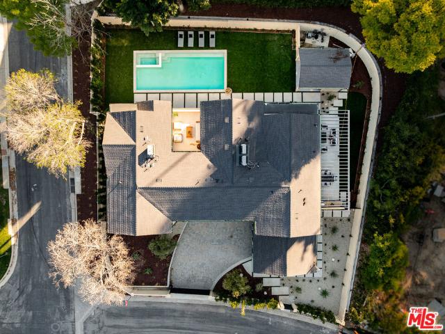 18100 Karen Drive
