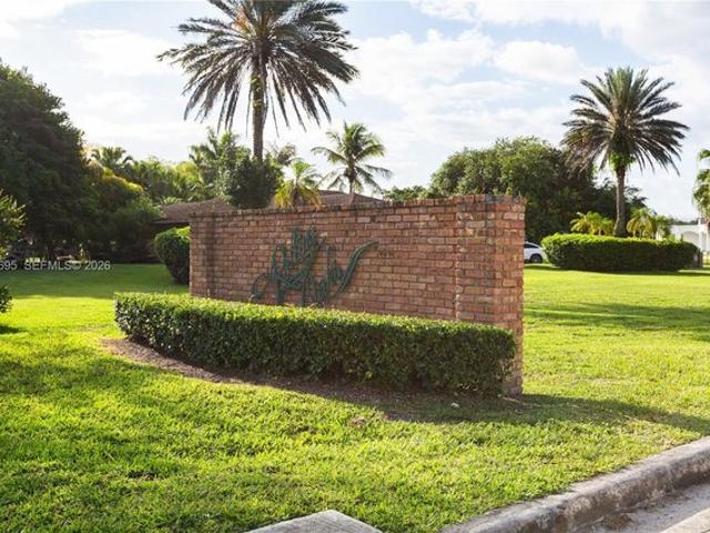 18100 SW 70th Pl, Southwest Ranches, FL 33331