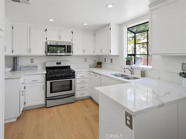 18102 Erik Ct Unit 553, Canyon Country, CA 91387