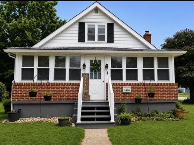 1810 Meetinghouse Rd, Upper Chichester, PA 19061