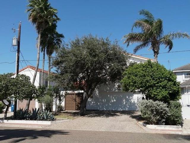 1810 N Shore Dr, Port Isabel, TX 78578