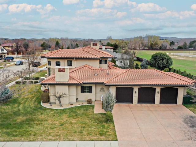 1810 N Valle Bello Way