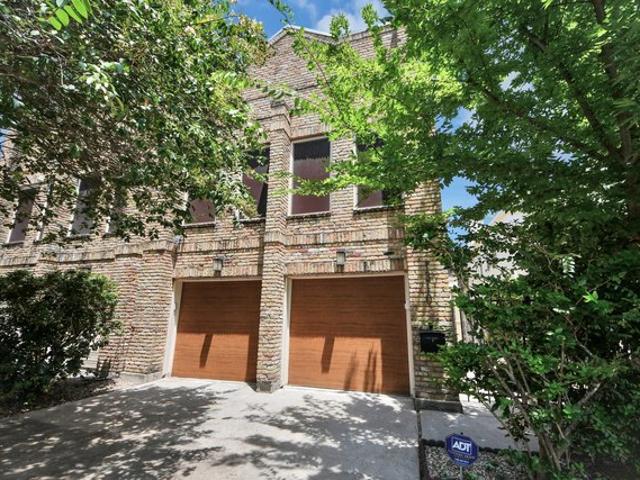 1810 Nicholson St, Houston, TX 77008