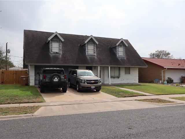 1810 Amazon Dr, Corpus Christi, TX 78412 | MLS #472392