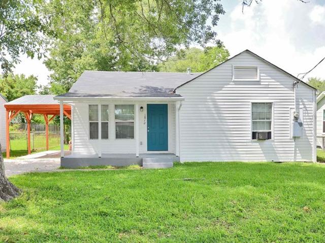 1810 Crockett St, Orange, TX 77630