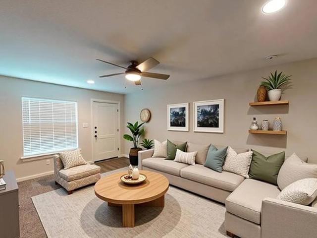 1810 E Colorado St, Victoria, TX 77901