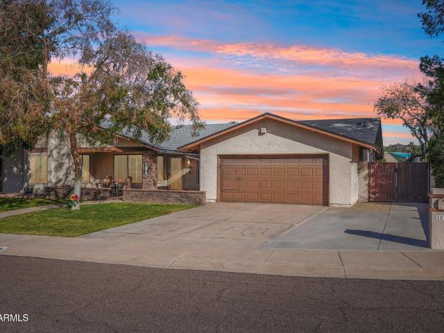 1810 E Harmont Dr, Phoenix, AZ 85020 | MLS #6982 | Compass