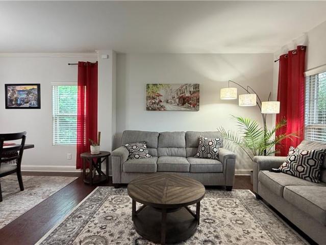 1810 Kingsbridge Court