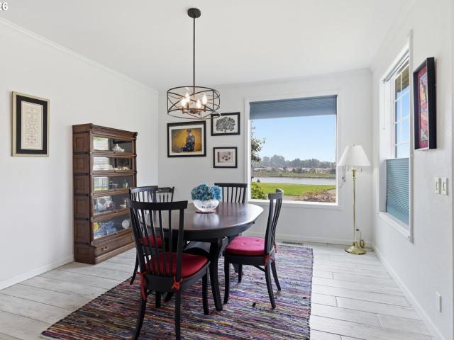 1810 lake shore dr