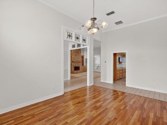 1810 Plum Creek Dr, Midlothian, TX 76065 | MLS #21175
