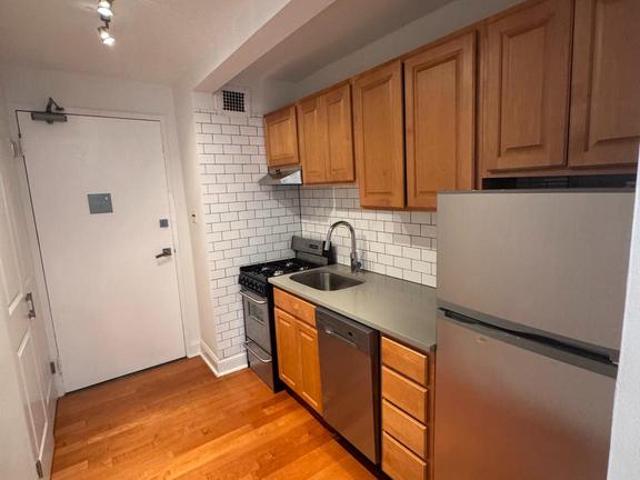 1810 Rittenhouse Square # 313