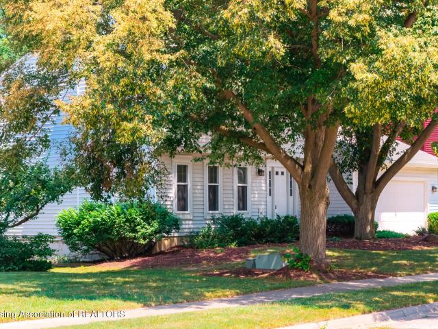 1810 Shadywood Lane