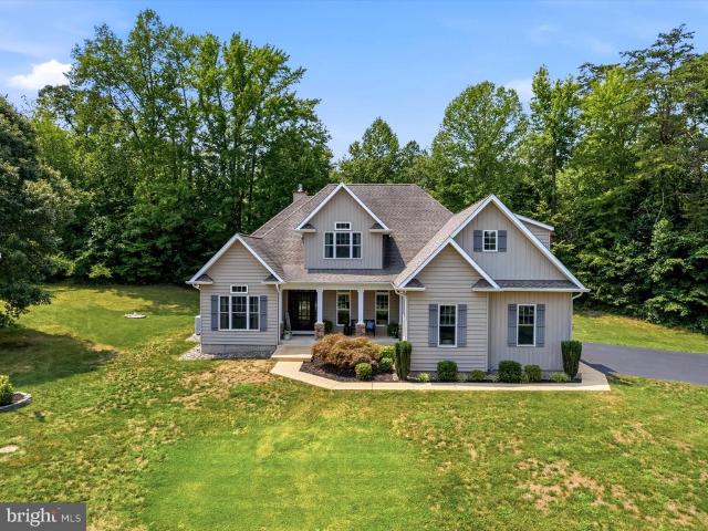 1810 Squaw Valley Lane