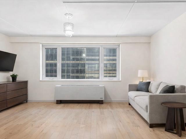 1810 Third Avenue, New York, NY