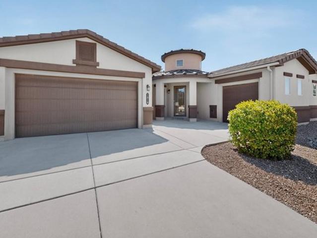 1810 Vista De Colinas Dr SE, Rio Rancho, NM 87124